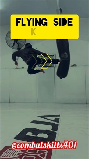 Flying Side Kick for Self Defense, 😱💪#flying#flyingkick#selfdefense