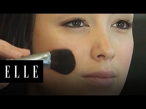How to Highlight Your Cheekbones | ELLE