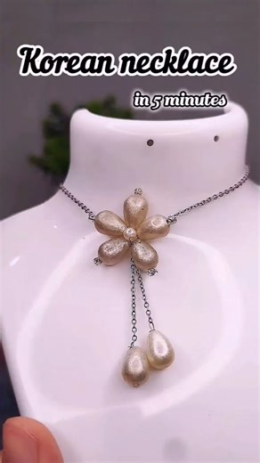 DIY Korean Flower Necklace That Looks Expensive 🌷💎#HandmadeJewelry #BeadedJewelry#shorts