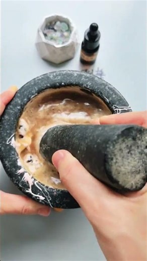 Cola Gummy Mask Fan Requests Stress-Relieving Skincare