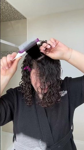 HOW I STYLE THE TOP OF MY CURLY HAIR WITH NO PART