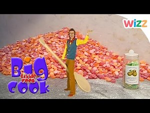 Big Cook Little Cook - Small Finds Out How Boiled Sweets Are Made