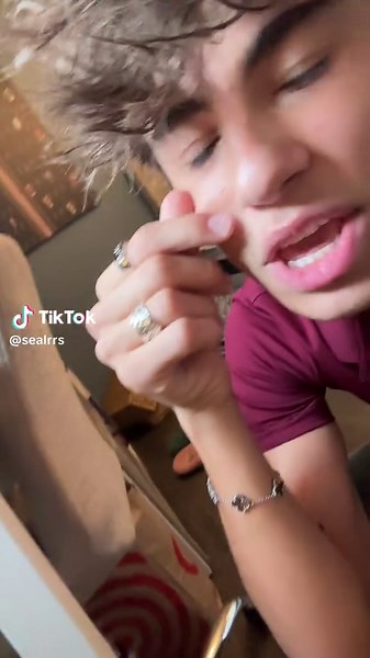 Freshman Year: Navigating Your First Day Experience