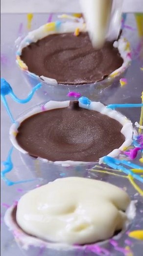 Unleash your inner artist with splatter paint bon bons! 🎨🍫