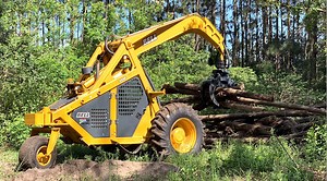 Latin Equipment presentó la nueva cargadora Trineumático Bell 225F HP