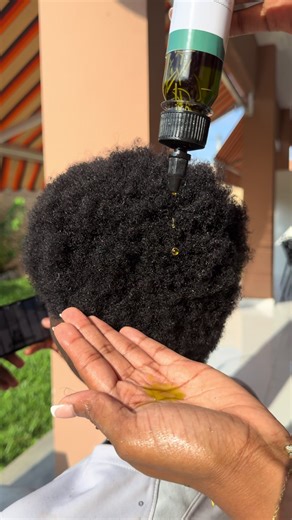 Kit essentiel pour cheveux crépus et secs !