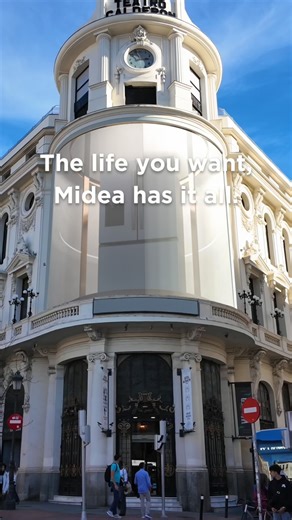 More than just appliances, it's a complete smart home solution. Midea fridge, washer, and dishwasher, all showcased in a breathtaking marble interior. ​ Elevate your living space with this perfect blend of design and innovation.​ #MideaSouthAfrica #BuildYourMideaHome #SmartHome #MomentsOfHome #WashingMachine #SimplifyYourLife #HomeDesign #InteriorDesign #TechAndStyle | Midea South Africa