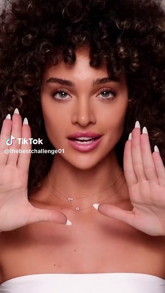 Incredible Makeup Transformation by Eden Fines