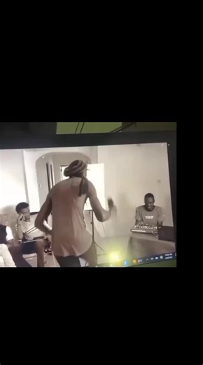 Live Band Freestyling: Showcasing My Unique Rapping Skills