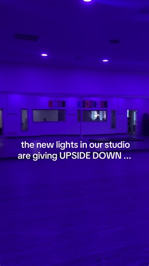 Okay who watched the first 4 eps and what did we think #strangerthings #dance #dancestudio