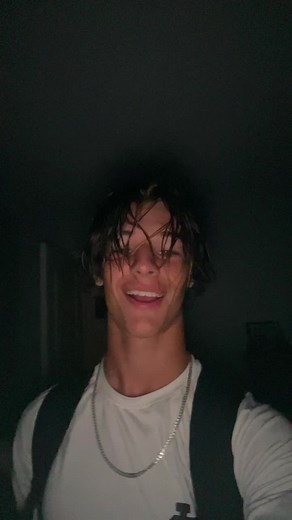 Colin Snyder (@colin.snyder)’s videos with original sound - Hendrix