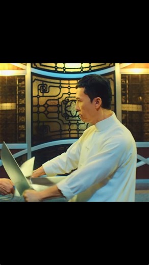 Ip Man Wing Chun on Instagram: "Donnie Yen (Ip Man) vs Max Zhang (Cheung Tin-chi) — Blade vs Blade ⚔️ This fight wasn’t about fists… it was about mastery. Two Wing Chun warriors, both armed, both disciplined — but only one truly in control. Every movement is calculated. No wasted strikes. Ip Man proves that even with weapons, Wing Chun remains about structure, timing, and calm dominance — not rage or brute force. Cheung Tin-chi brings hunger and ambition. Ip Man brings experience and balance. Th