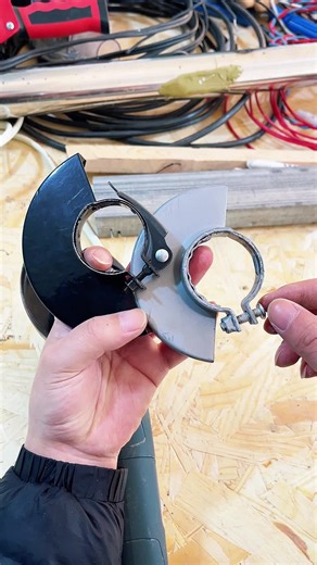 One-touch installation = All-day protection#ToolHacks #AngleGrinderGuard #QuickInstall #DIYGear #Metalworking