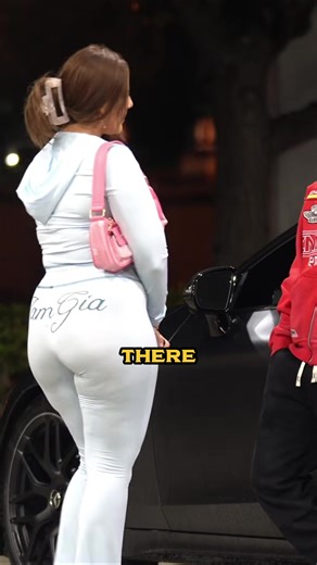 Gold digger! 🤥🤑 #moneyprank #funnyprank #golddigger #foryou #prank