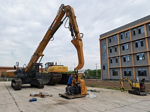 [Hot Item] Caisson Pile Rig Drilling Piling Drive Machine for Excavation and Shoring