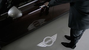 83K views · 343 reactions | With optional Easy Opener Split Rear doors, operated by a wave of your foot. | MINI | Facebook