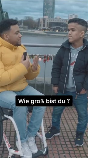 Kleinwüchsig und selbstbewusst! Die Geschichte von Momo