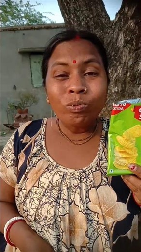 Snacks made from bananas are associate...Dieting is Difficult🍫🍃