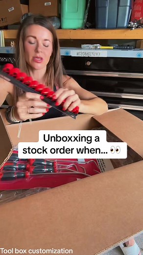 Customize your #toolbox with three lock covers by #snapontools #snapon #snapontoolbox #snaponwomen | Val Tools