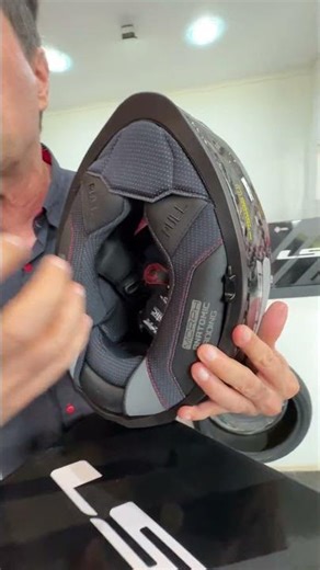 LS2 Vector 2 Carbon. Spectacular.