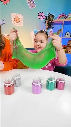 👐WHO MAKES THE WILDEST SLIME? Let’s Start the CRAZY CHALLENGE! #shorts #fun