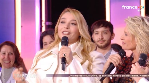 "J’en tremble..." : Grande première au Téléthon ! Santa soutient la recherche avec un geste inédit (VIDEO)