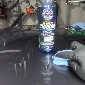 HydroCharge is the easy-to-use SiO2 ceramic spray coating that delivers a brilliant high-gloss candy shine, extreme hydrophobic properties, and the durable protection of a ceramic coating with the ease of use and speed of a spray! . . . 📸📹 Amazing content by @preludecivic | Detail Garage