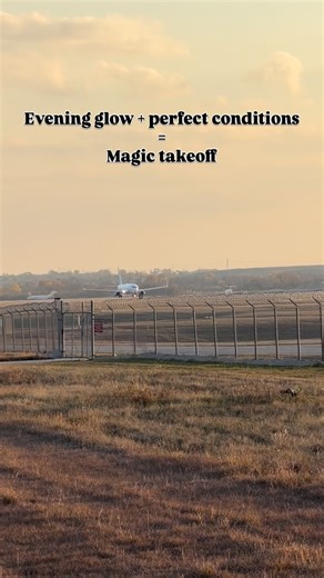 Michael J | N78506 Boeing 737-824 Serial Number 32832 Manufactured 2006 📸 December 2025 @united @ausairport #boeinglovers #planespotting... | Instagram