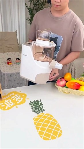 ViralGadgets Studio | 🍝 FRESH PASTA IN MINUTES—NO MESS! 😏 Restaurant quality at home, zero stress. #PastaMaker #DIYFood #KitchenHack #TikTokMadeMeBuyIt... | Instagram