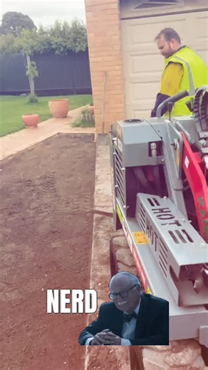 The sum of the square roots of any two sides of an isosceles triangle is equal to the square root of the remaining side. #nerd #maths #grass | The Green Centre