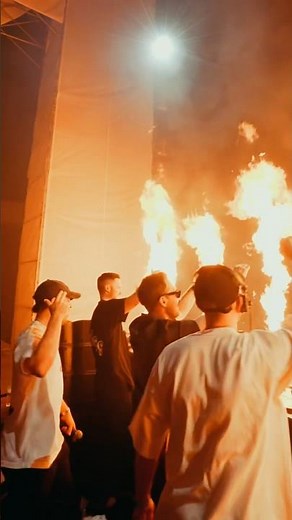 progressive house unity at its finest 💥 ‘Rise Again’ hits every time.. 😮‍💨 ‪@DubVision‬