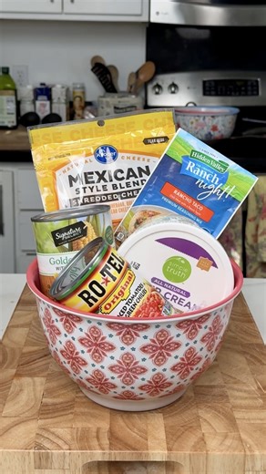 72K views · 1.8K reactions | Fantastic 5 Ingredient Viral Party Dip Boat Dip Is Perfect For Your Next Pool Day | Drew Eats | Facebook