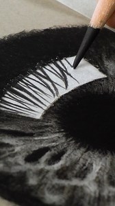 Reflection Detailing upclose😍. Tags:#artbyalihaider #hyperrealism #drawing #sketching #eyedrawing #eyesketch #charcoaldrawing #charcoaleye #amsr #asmrdrawing #relaxing #calmingvideos | Art by Ali Haider