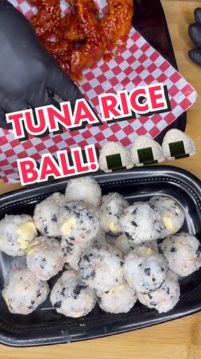 #easyrecipe #festivefood #fyp #fypシ #foryou #foryoupage #tiktokmalaysia #foodvideo #foodlover #riceball #onigiri