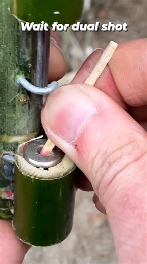 handmade mini Crossbow and and bamboo mini gun 🔫💯 #trendingreelsvideo #art #bamboo #handmadecrafts @highlight | Mohit Kumar