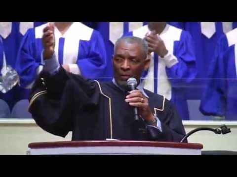 Pastor Micheal Benton Sings "Hallelujah"