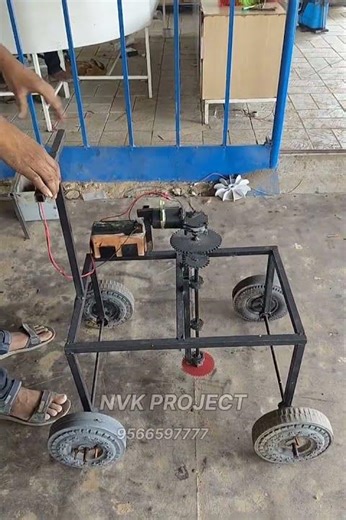 MOTORIZED GRASS CUTTER USING SPURGEAR#shorts#trendingshorts#NVKnamakkal#youtubeshorts#mechanical