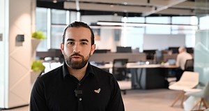 Plug and Play Tech Center Abu Dhabi is the ultimate innovation platform in the Middle East, uniting startups with the tech expertise of Silicon Valley and corporations for a changing world. Since its launch in 2018, Plug and Play Abu Dhabi has been a dedicated supporter of the local tech startup ecosystem in Abu Dhabi, UAE and Mena. We spoke to Babak Ahmadzadeh, Managing Director at Plug and Play Abu Dhabi who will share his insights on the startup sector, the benefits of doing business in Abu D