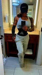 waist being snatched comes easy with my @squeezmeskinny (code:JORDAIN) waist trainers, creams and wraps😎🙌🏻 team/coaches - @centerstageaesthetics @ifbbpromikeely @allmightdejan posing - @kennywallach & @posing_by_kenny body work - @nextlvl_bt fueled by by - @theanthemnation JORDAIN jewelry - @brentsbling JORDAIN10 . . ifbbfigure #allinphysiques #ifbbprofigure #ifbb #GirlsWhoLift #wolfpak #centerstageaesthetics #npc #fitness #ifbbproleague #ifbbprofessionalleague #ifbbfigurepro #ifbbelitepro #i