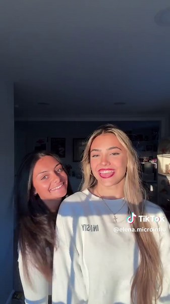 friday nightsss #fnl #americannights #friends #ootd #lipsync