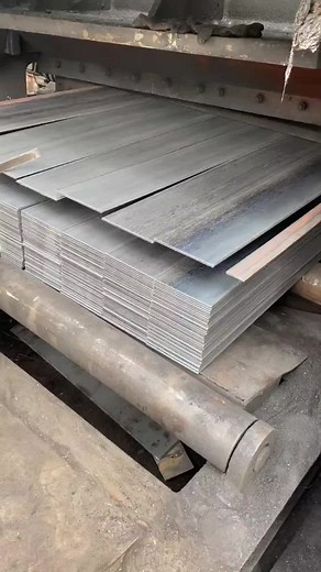 Metal Processing Machine in Action: Detailed Close-Up