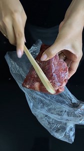 3.1K views · 21 reactions | Defrost meat in just 5 minutes! Practical and quick! | Top Tips | Facebook