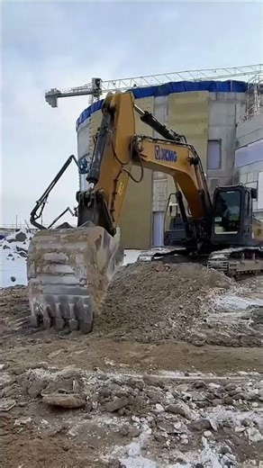 Excavator Scratching the Earth! #constructionequipment #excavator #jcb #construction