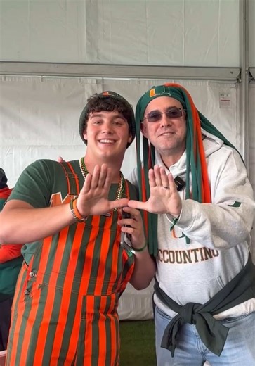 Gratitude Messages from Miami Herbert Students at Fiesta Bowl