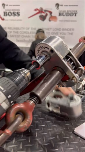 Load Binder Buddy speed things up. You can loosen off or snug up your chain in under 4 seconds. Price: $100 US ($140 Canadian) Get them from their website: www.bossbuddy.ca #towing #heavyequipmentoperator #contractor #landscaper #heavyequipment | TOOLS by Design