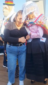 314K views · 1.6K reactions | Serenata tunantera en Cercado de LimaSu hija viajó a otro país en búsqueda de mejores oportunidades para ella y su familia, desde la distancia, ella extraña mucho a su mamá #SerenataTunantera #SerenatasTunanteras #Tunantada #FelizDiaDeLasMadres #JAUJINA #chuto #RecuerdosDeJulcan | Miski Sorpresas | Facebook