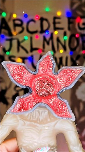 Unboxing Stranger Things Limited Edition Heroes of Goo Jit Zu Ultra Goo Demogorgon