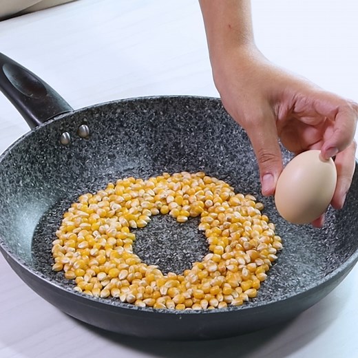 264K views · 2.1K reactions | Pop-corn à 3 ingrédients, meilleur que le pop-corn de cinéma ! | De Delicieuses Recettes | Facebook