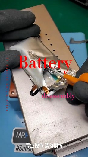 Mobile phone battery dismantling, mobile phone battery interior Mall address https://shop.ttmobiles.tech/ #iphonexsmax #chip #LCD #airpods #android #repairtool #iphone14 #coverglass #repair #phonerepair | TT Mobiles Co., Limited