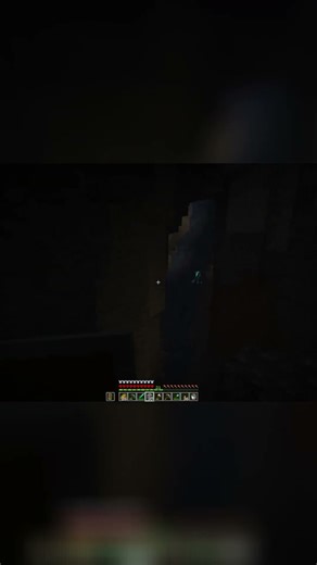 Minecraft Cave Exploration: Mining, Wardens, and Thrilling Discoveries! #shorts